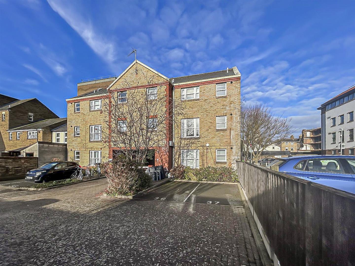 1 Bedroom for sale in Cambridge - Cheffins Cambridge Sales - Ref 34437031